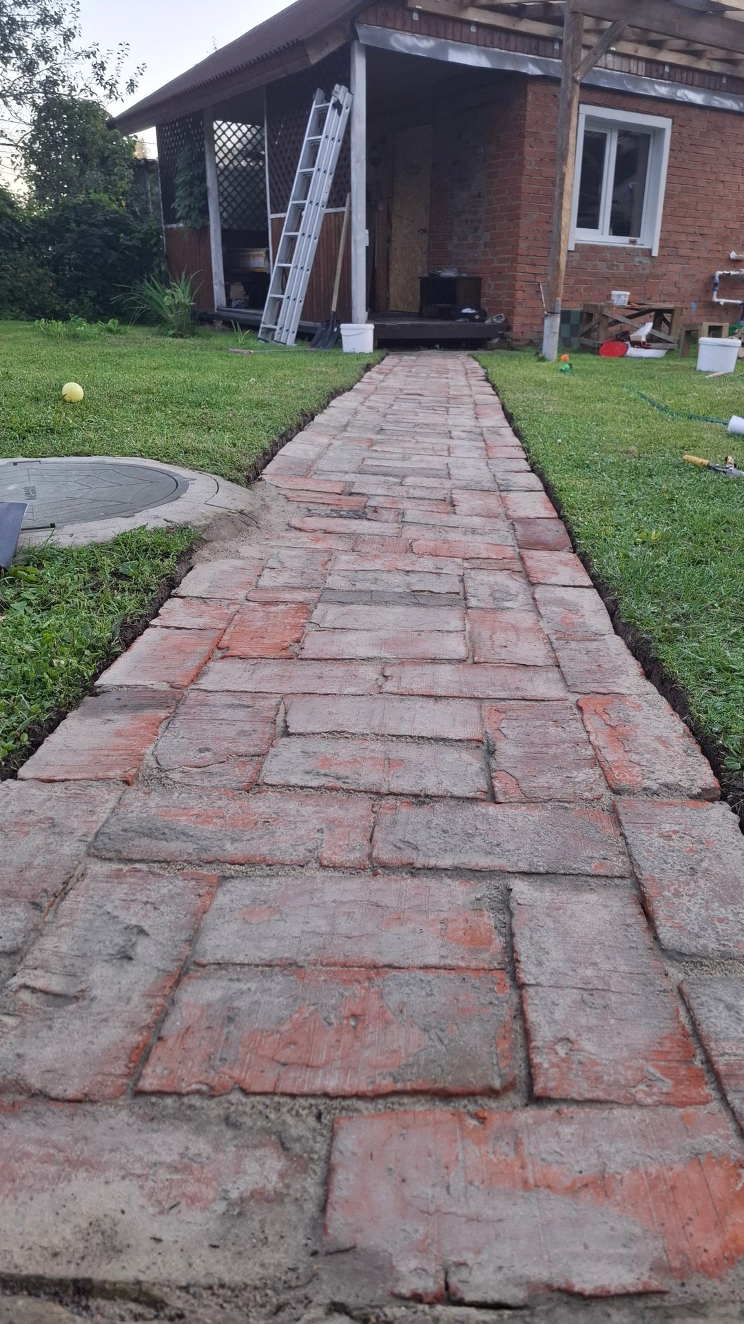 Садовая дорожка ИЗ КИРПИЧА за дёшево своими руками #diy #handmade #дача