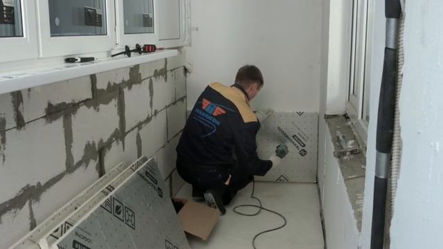 Жёсткие плиты LOGICPIR Тенониколь при утеплении балкона