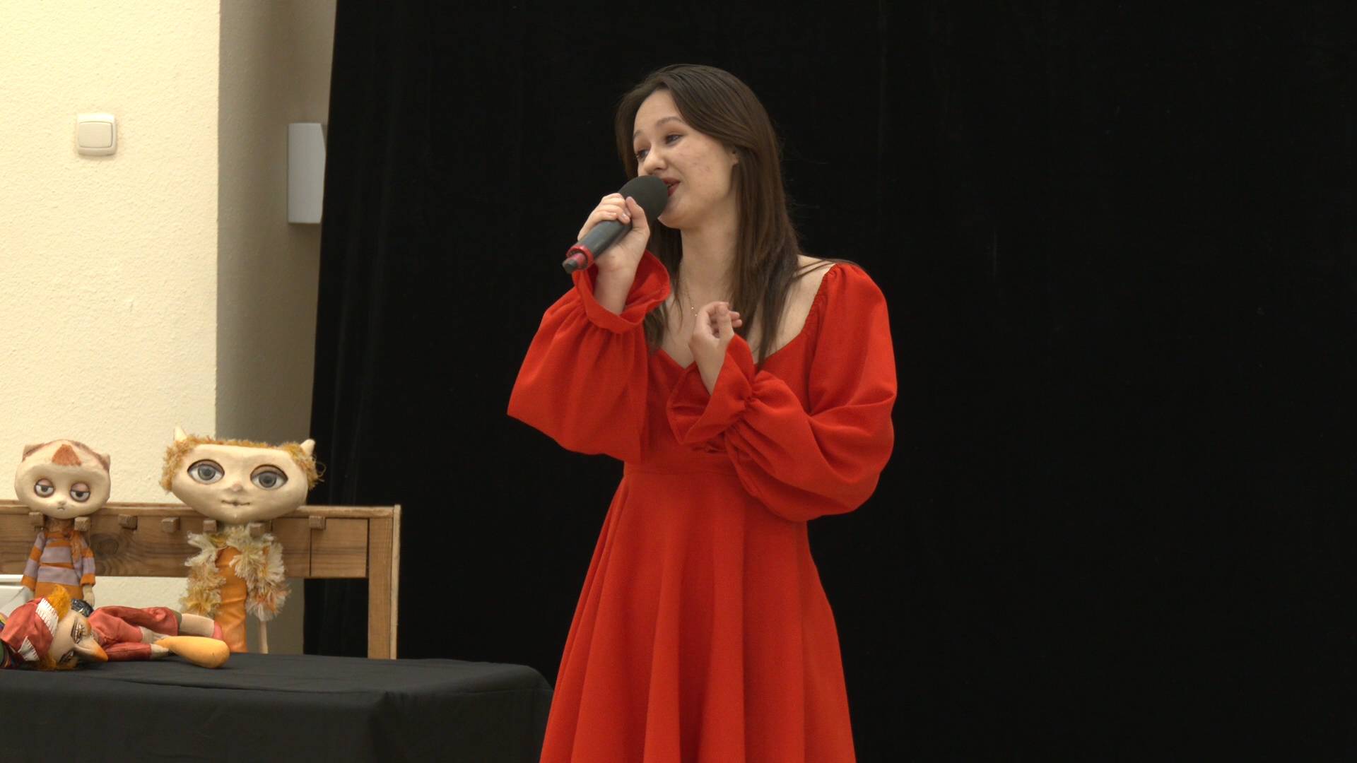 В Кургане детям бойцов СВО помогают собраться в школу