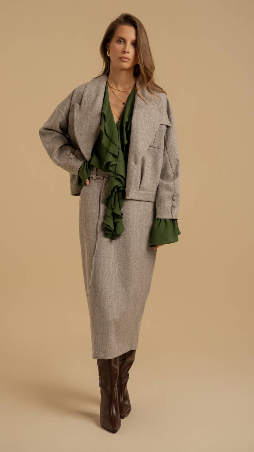 Комплект двойка от Deesses в стильной осенней ткани.