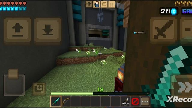 может 1 ролик с сестрой если что не 18+