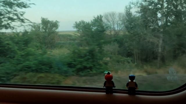 Путешествие в Крым на поезде (Лего анимация)! 2 часть!