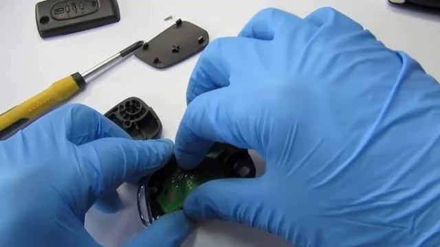 Инструкция по переделка ключа Citroen Peugeot в выкидной ключ