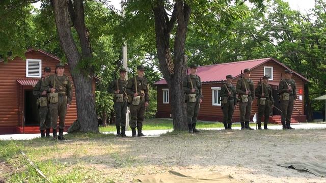 Выход в летний полевой лагерь суворовцев Уссурийского СВУ - 2025