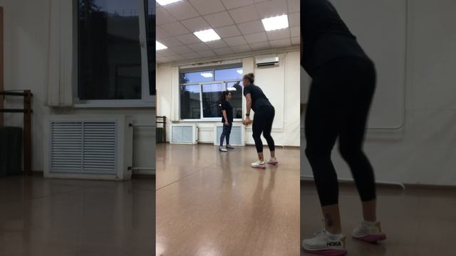 Силовая тренировка с гантелями по 2 кг.!