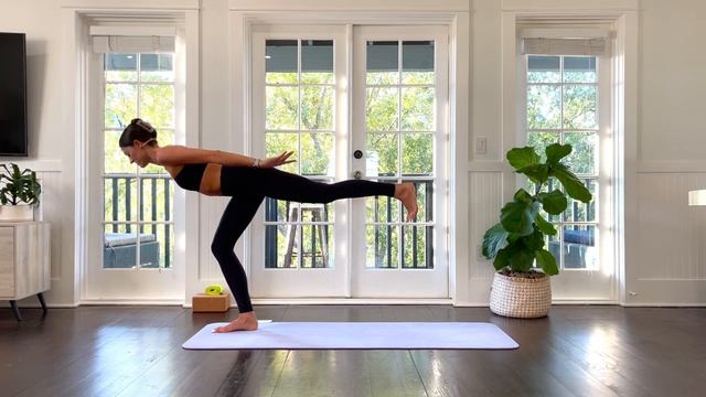 Power Yoga Flow - 1 Hour Strong and Flexible Vinyasa Yoga Class with Kate Amber