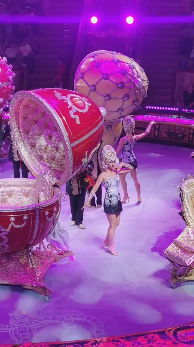 Цирк на Фонтанке. Шоу Бурлеск. Катя в отпуске, день 12.