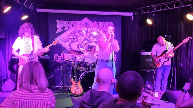 VID_20250809_194556 We are the champions