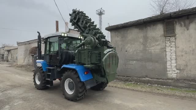 Баровая установка-грунторез КРТ-180.03 производства ООО ″Ригель АВ-Белгород″ походный/рабочий режимы