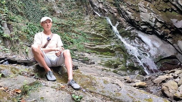 Золотые дороги водопада Водолей: там, где встречаются миф и реальность