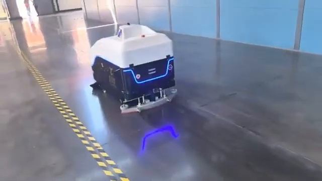 Kokobots S95 универсальный подметально-поломоечный робот. Уборка производственных помещений