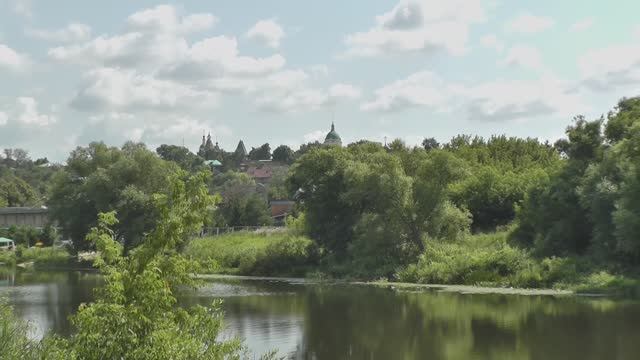 Зарайск - веков страница, святыни древняя столица.