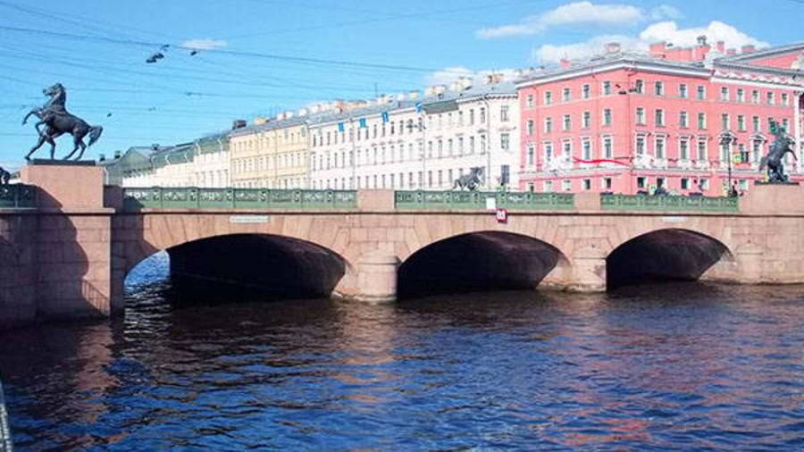 Аничков мост