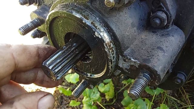 МБ-90 вал ВОМа