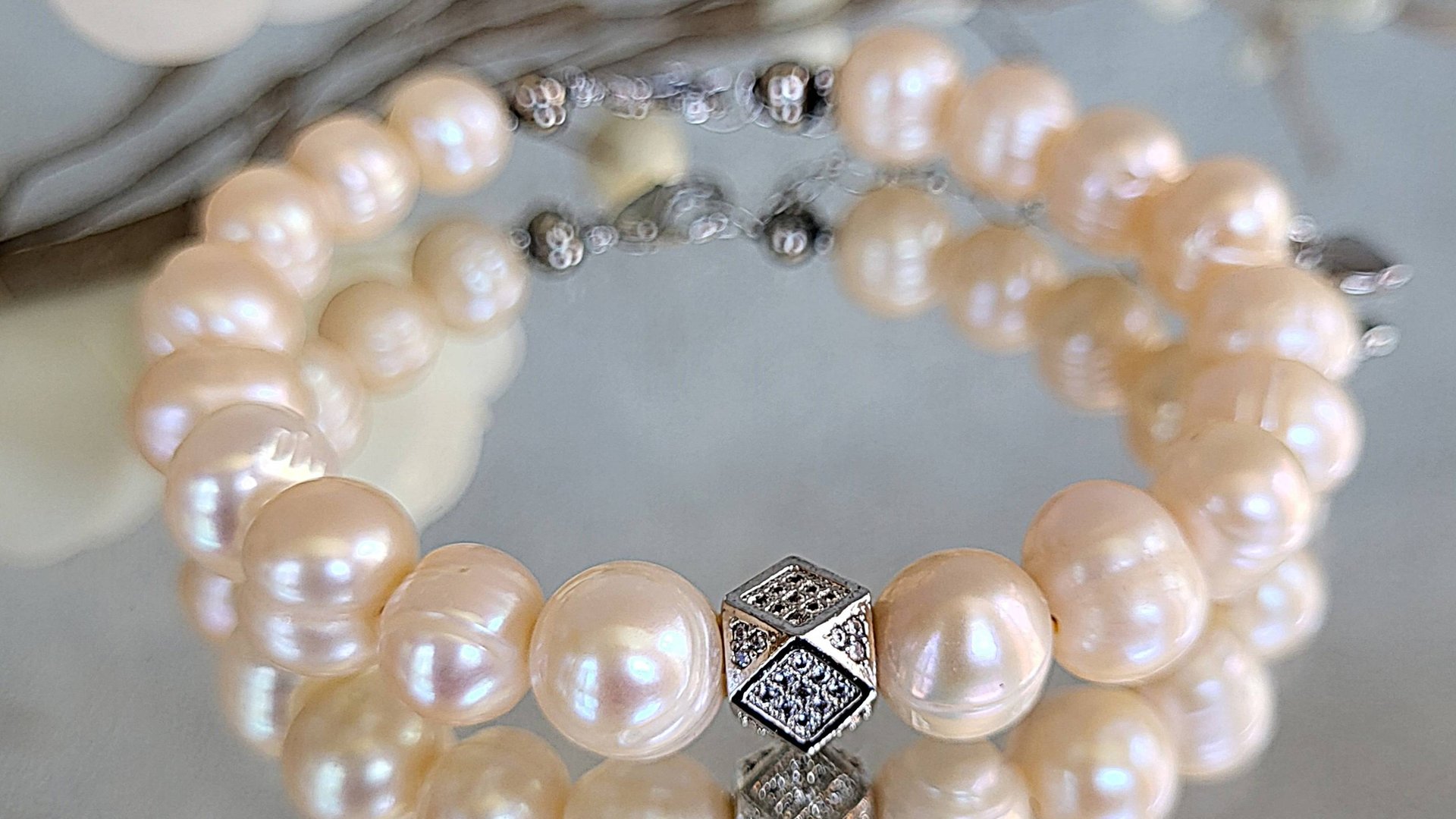 Браслет из жемчуга кремового