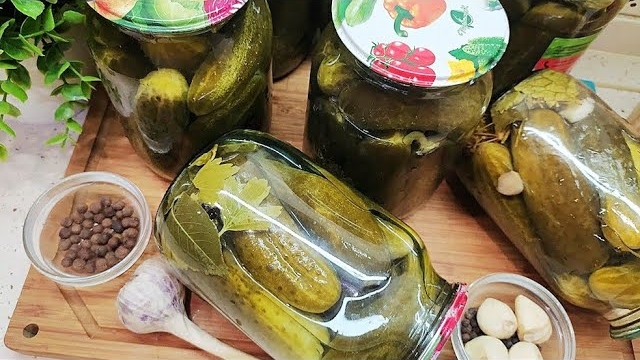 Огурчики бочковые, квашеные! Холодным способом!
