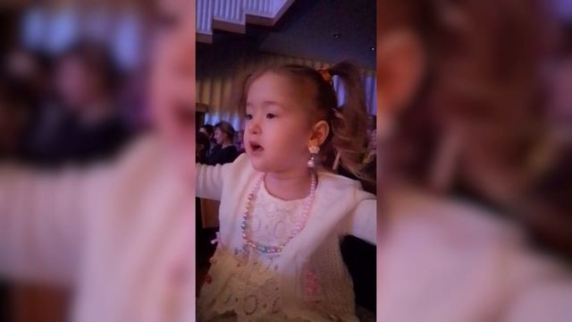 Синий трактор в гостях с кукутиками и профессором кислых щей