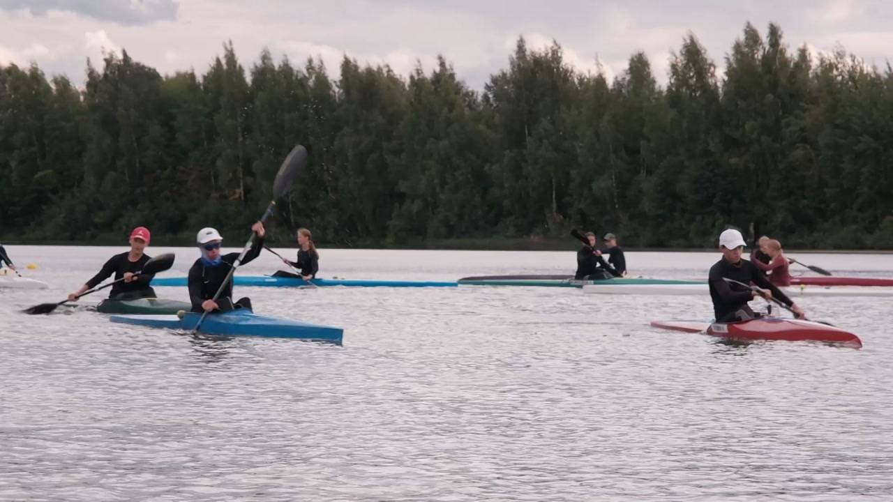 Главное слушать указания тренера, верить в себя и упорно тренироваться