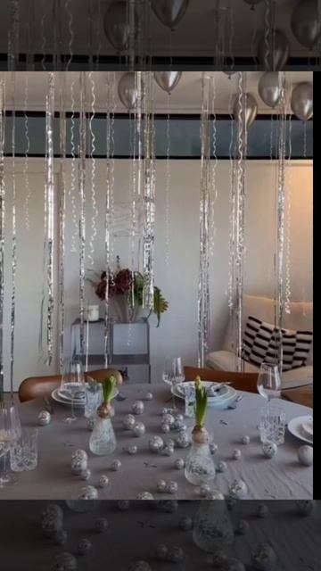 Идея декора комнаты к празднику.