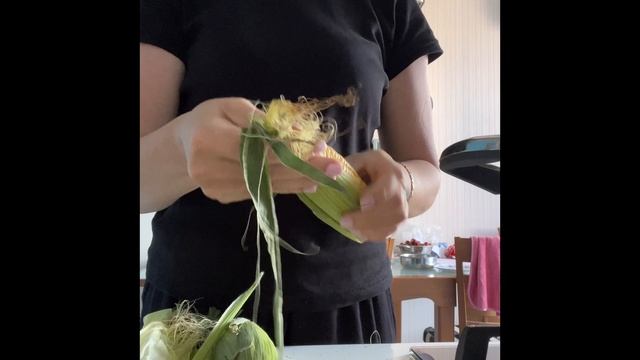 Варим молодую кукурузку на отдыхе