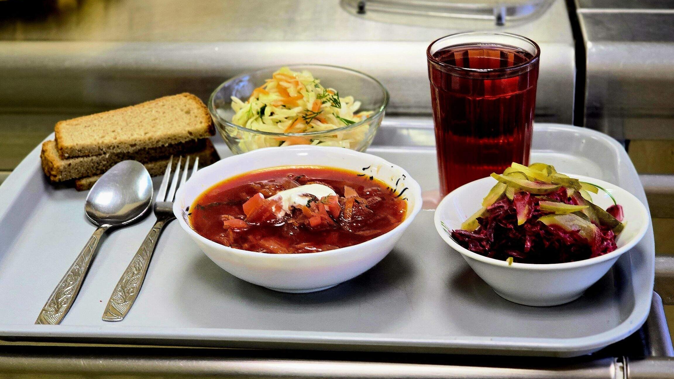 Столовая на работе