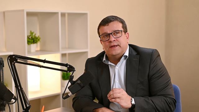 Подкаст с министром образования Иркутской области Парфеновым Максимом