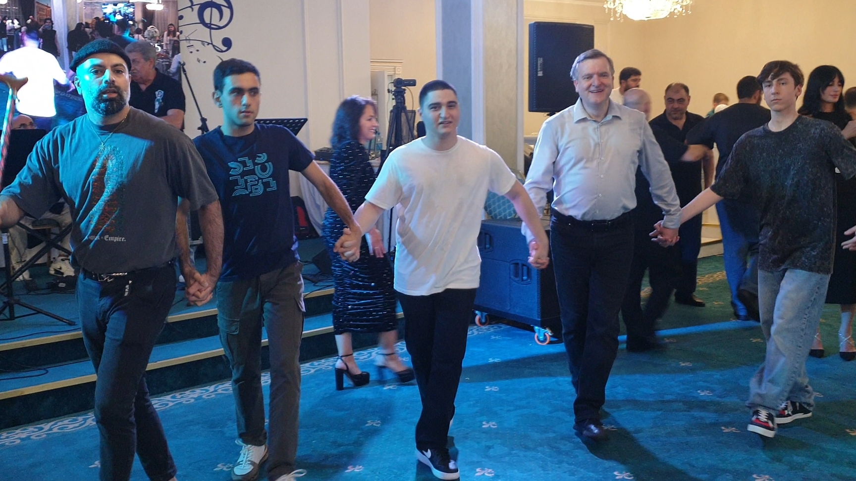 Ассирийцы 🔵⚪🔴 Духрана д Март Марьям в Москве 🎊🙌🙏🏼❤ .28.08.2025  Танец Багие