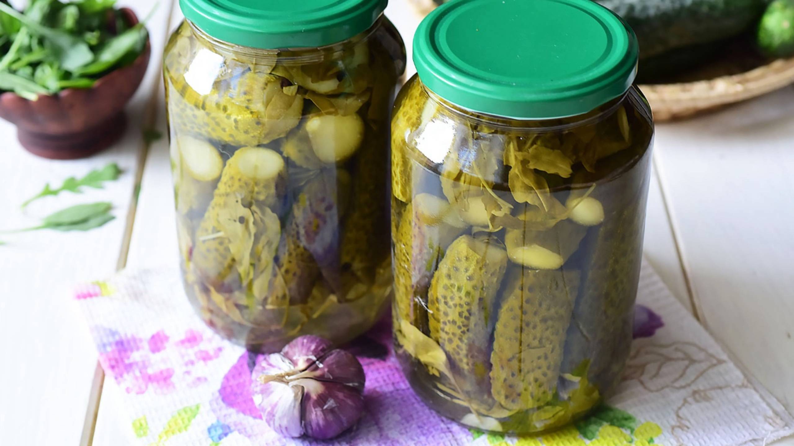 🥒 Просто, вкусно, необычно: маринованные огурчики с рукколой на зиму за 40 минут