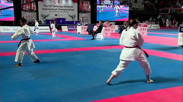 Каюнова Кристина