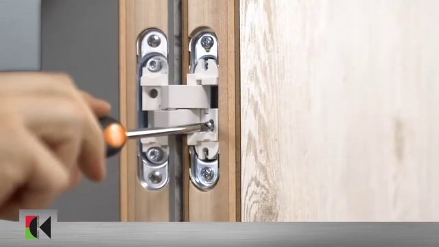 Петли скрытого монтажа KUBICA Kubikuadra Door Made in Italy