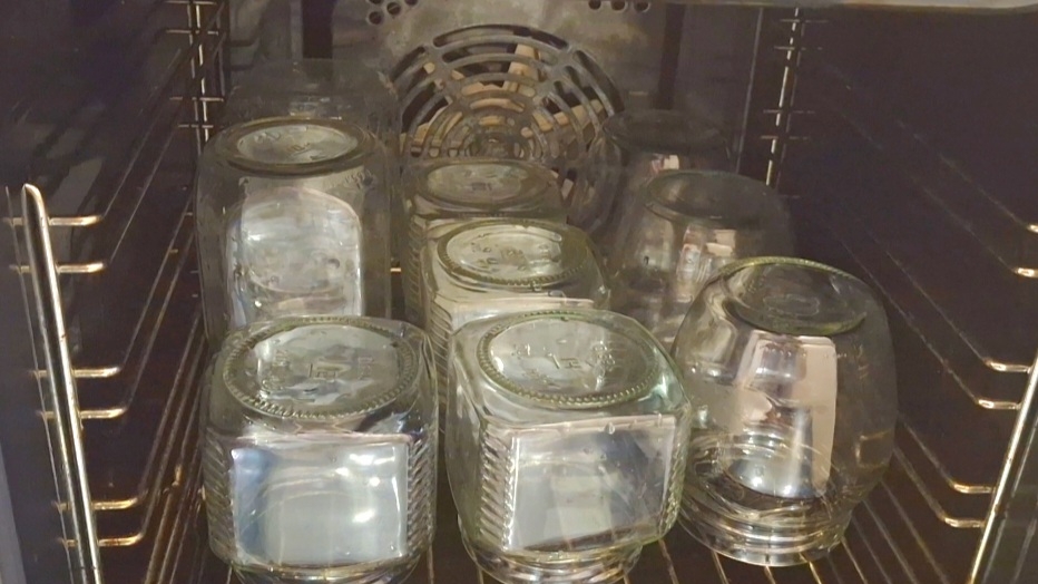 Стерилизация банок в духовке для домашнего консервирования