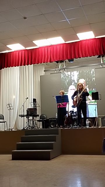 "Дарагая" -  (автор Тимур Валеев, г. Казань, исполняет Александр Гусев, г. Ижевск)