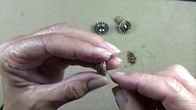 Кольцо Тиволи-Риволи от Bronzepony Beaded Jewelry