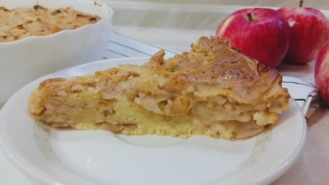 Простой и вкусный яблочный пирог за 5 минут. Вкуснее Шарлотки.