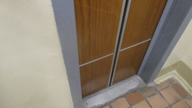 ОРИГИНАЛЬНЫЕ УХОЖЕННЫЕ ! Лифты КМЗ под. №7 @ г. Москва, пл. Калужская, д. 1к1-7 (2504)