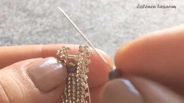 Плетеный браслет с кристаллами от Özlenen Tasarım