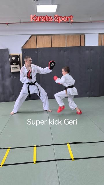 Супер удар Гьяка! Удар Чемпиона