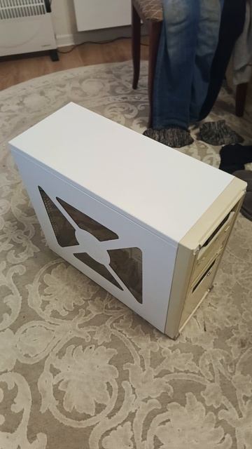 корпус из 1999 года