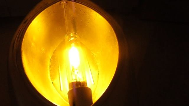 Светский уличный светильник РКУ01-250-011-У-1 зажигаю лампу ДНаТ 250Вт Е40