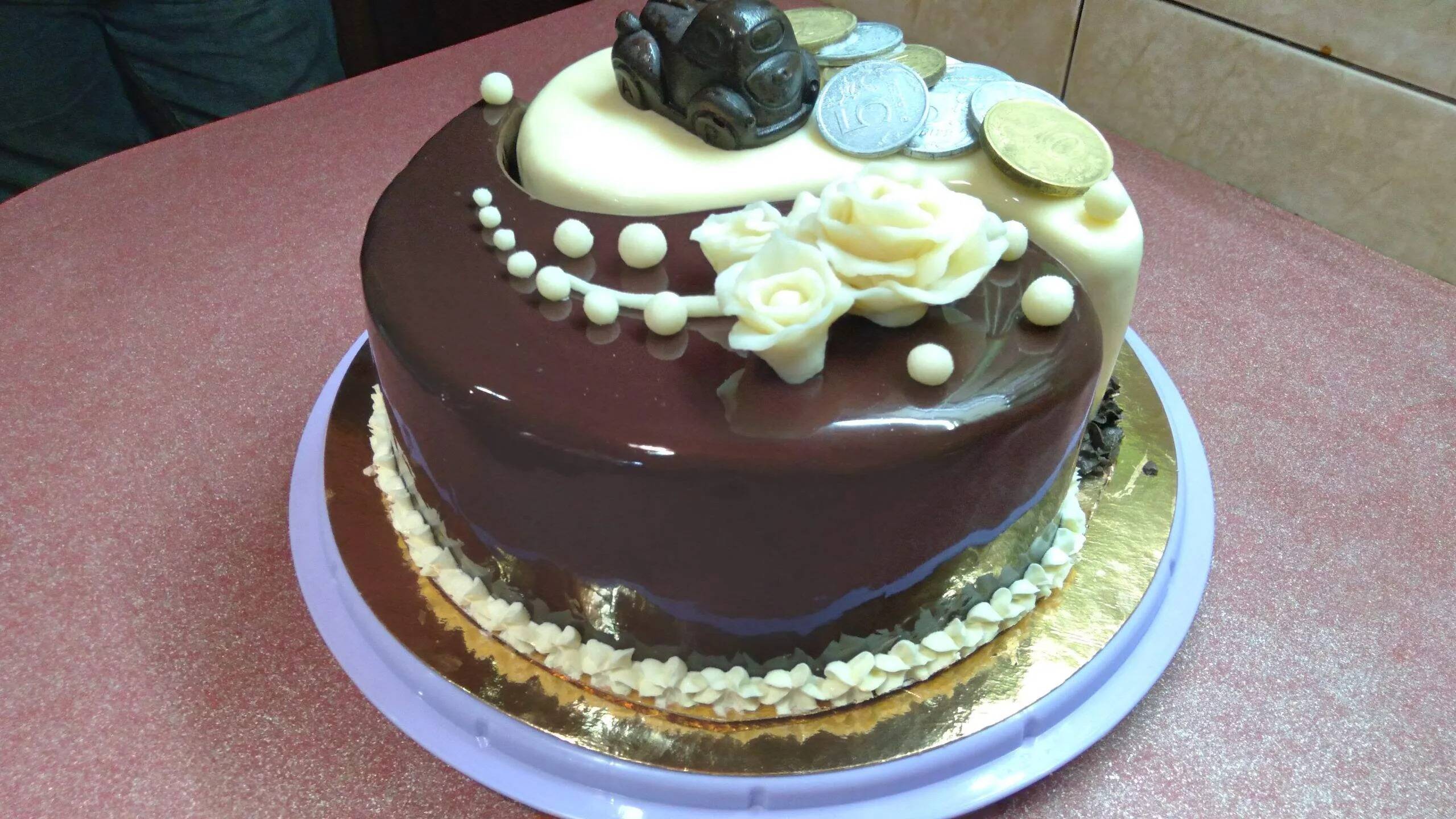 Сборка торта из остатков продуктов для других десертов