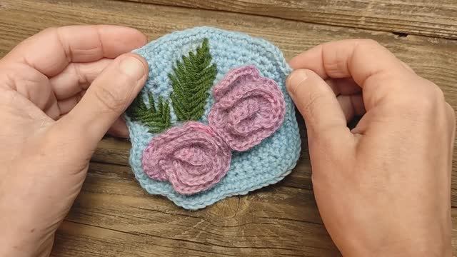 Вышивка на вязаном Рыбья кость широкая или листочек