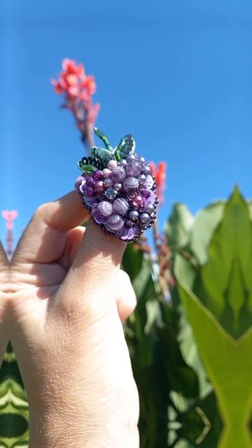 брошь Ежевика