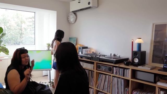 Take a spin with Diner · Synth-Pop, Electro And More · Playtime with Friends