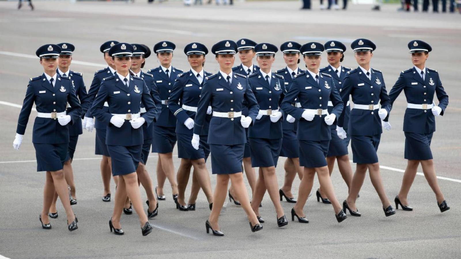 Введут ли войска страны-посредники в Украину после соглашения о мире? Прогноз писателя Леона Малина