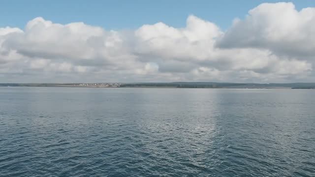 На скоростном теплоходе по Ангаре - от Иркутска до Байкала.