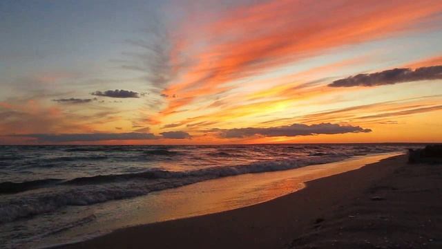 Лето село в зарю...