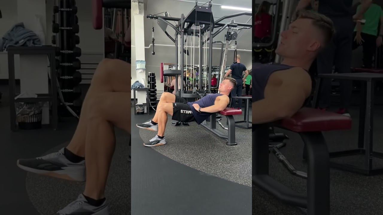 Ягодичный мостик на одной ноге