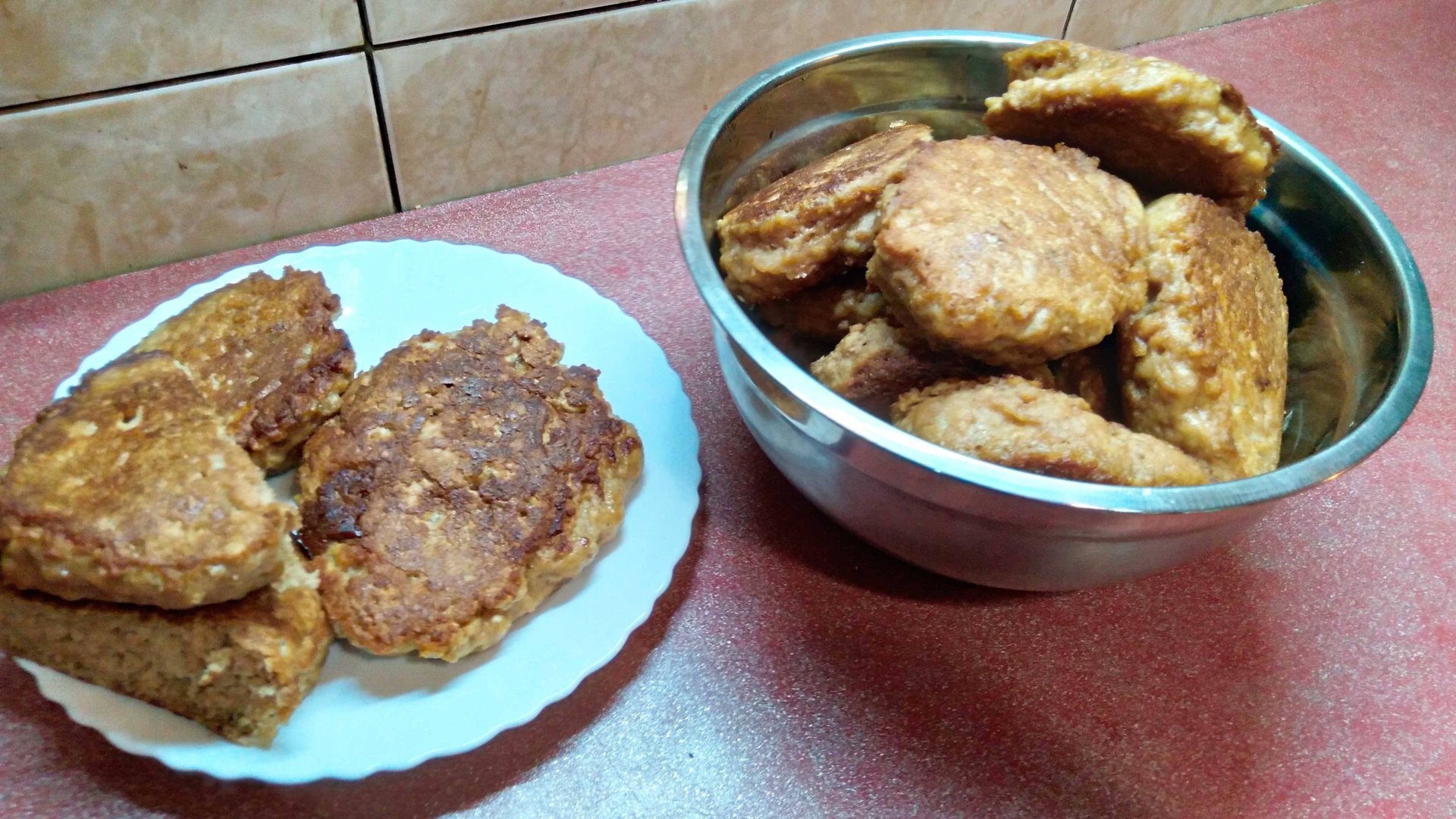 Яблочные оладьи на воде постные