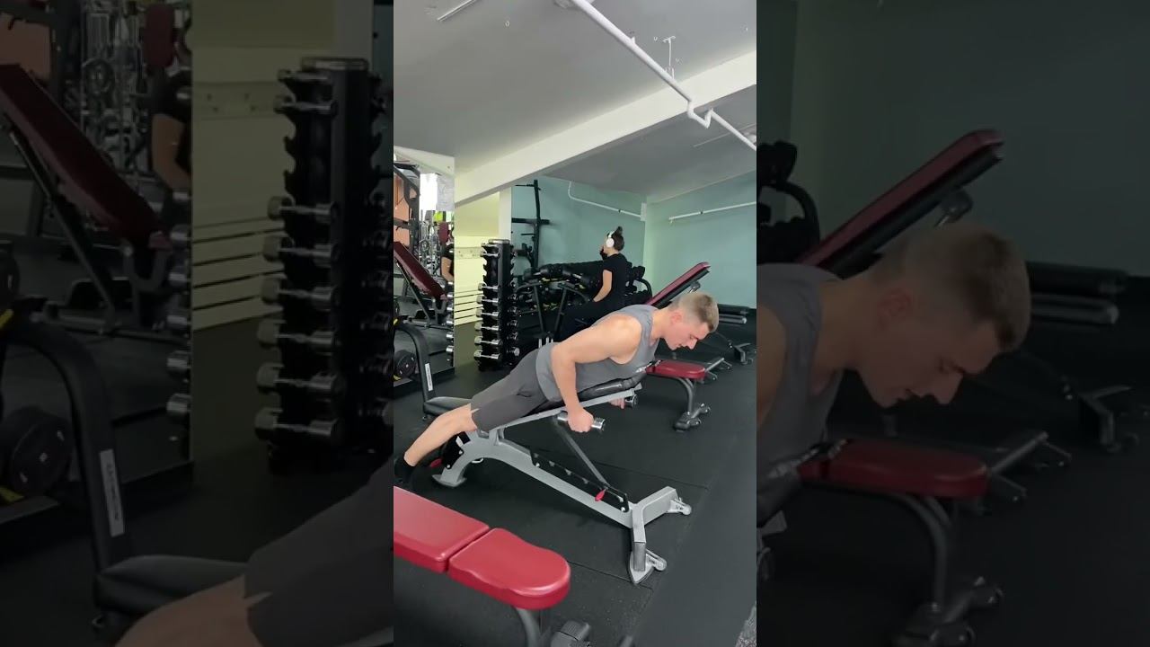 Разгибание рук в упоре в скамью