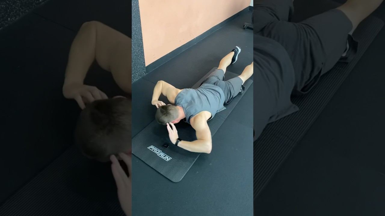 Боковые наклоны лежа на животе